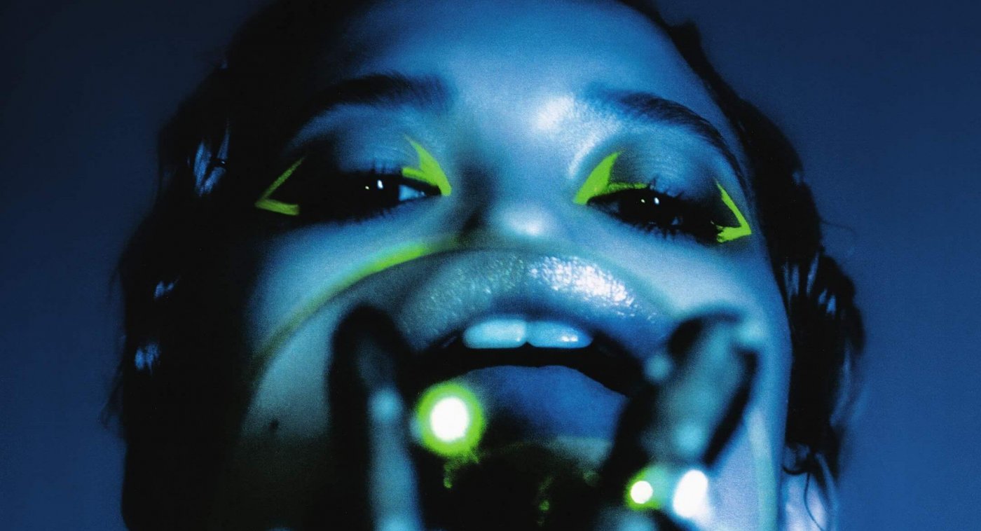 Dequine выпустила новый альбом - статьи, истории, публикации | WEproject