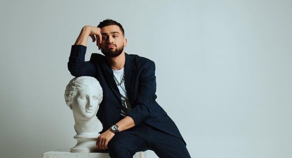 Новая песня Jony за несколько часов после выхода стала хитом в России ...